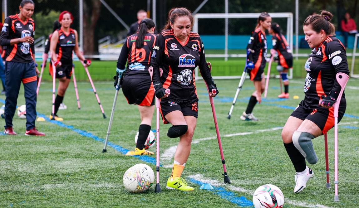 Selección Colombia fútbol adaptado entrena en Medellín para Mundial