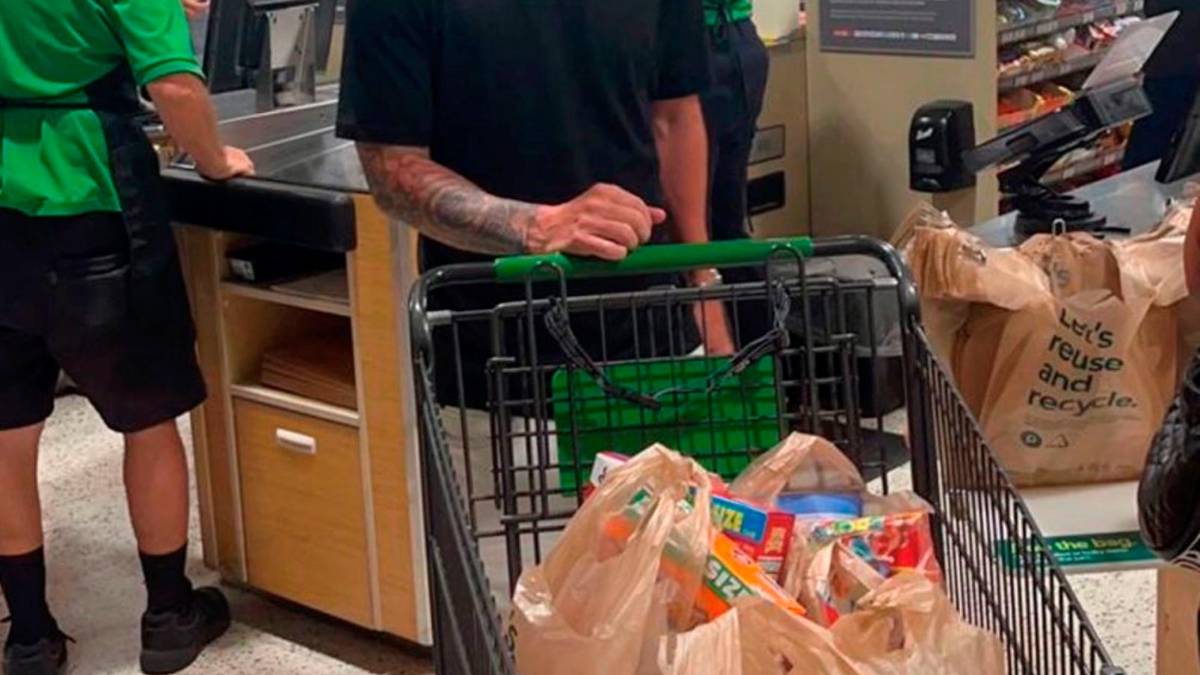 En chanclas y pantaloneta: Messi salió a hacer mercado en Miami y fue ...