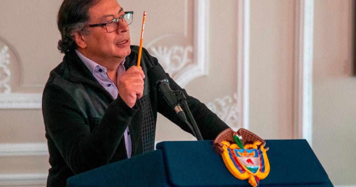 “Gustavo Petro es una persona intachable”: Pacto rodea al presidente ...