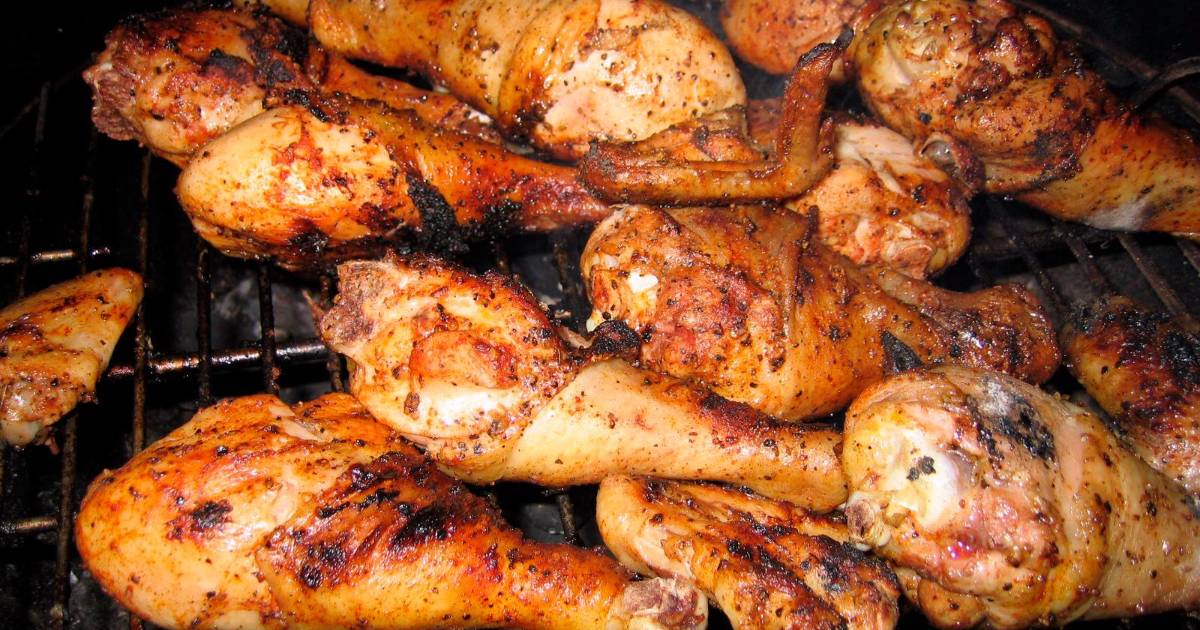 Aunque hay mayor oferta, el consumo de pollo ha caído en el país