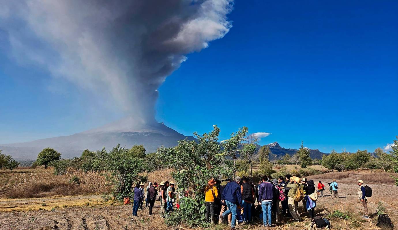 ¡Don Goyo cumple años! Fiesta en las faldas del volcán más famosos de ...