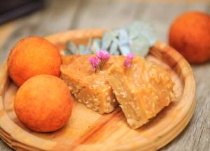 El buñuelo y las variadas historias sobre su origen