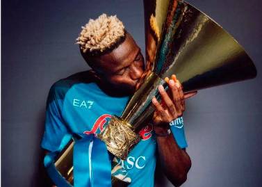 Victor Oshimen, el delantero de 120 millones de euros que Liverpool ...