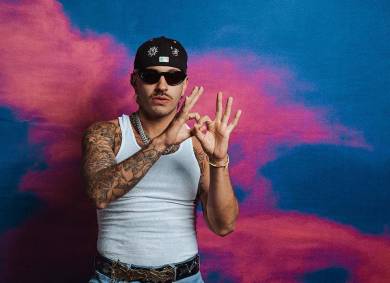 Así luce Feid como un personaje de una serie animada japonesa en Sorry ...