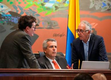 Tanto que criticaban al uribismo y estan en lo mism Pedraza