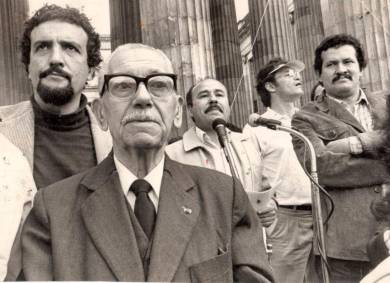 Cien años de Suenan timbres, la tomadura de pelo del poeta Luis Vidales