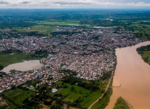 Caos En Nechí Ordenan Toque De Queda Tras Invasión A Fincas Y Amenazas