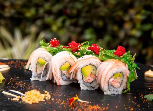 ¿Está preparado para probar sushi con doritos, mango, coco y remolacha?
