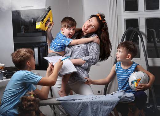 La madre “multitask”, ¿es este el perfil de la mamá contemporánea?