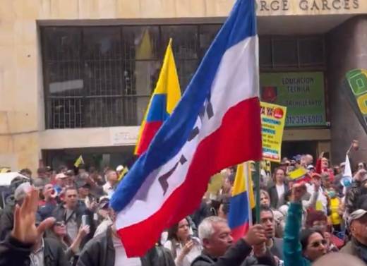 ¿Qué significó la presencia de la bandera del M-19 en las protestas a ...