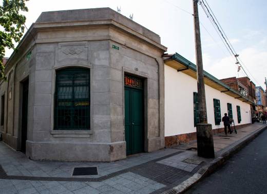 Moñona de Minculturas: recuperó Casa Zea en Medellín y materializó la biblioteca popular Betsabé ...