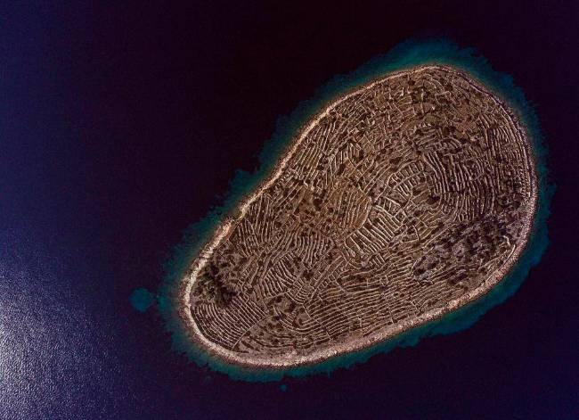 Baljenac, la isla de Croacia que parece la huella dactilar del planeta ...