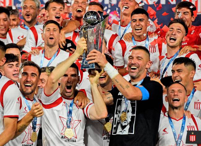 Estudiantes, del colombiano Alexis Castillo Manyoma, se coronó campeón ...