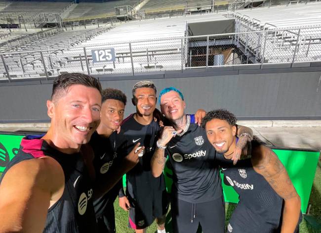 Blessd se sumó la pretemporada del Barcelona, de España, en Estados Unidos