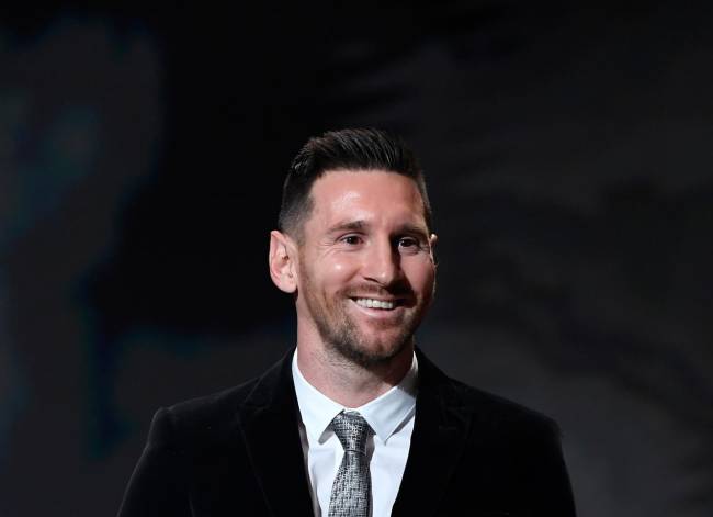 Lio Messi El Pibe De Barrio Que Es Dueño De 8 Balones De Oro Acá Un