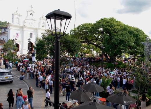¡Por fin se estrenó Cosiaca! La serie hecha en Antioquia dejó a la ...