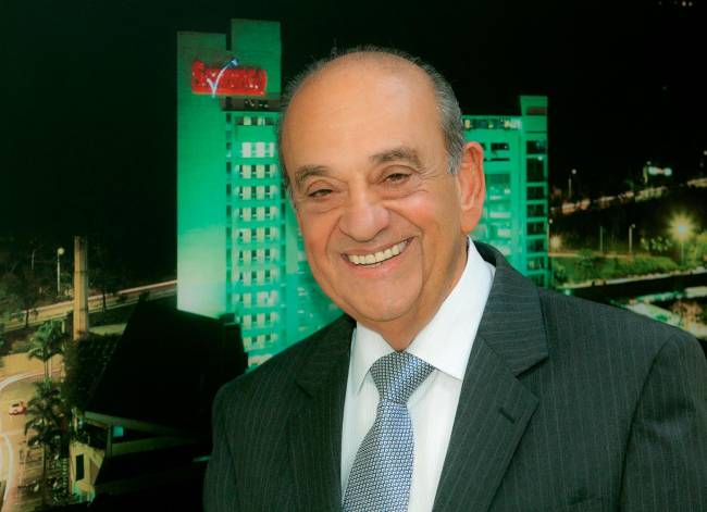 El hombre que hace 50 años impulsó a Sandiego prestando triciclos