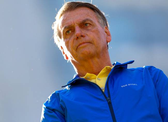 El expresidente Jair Bolsonaro fue internado en UCI por cuadro severo ...