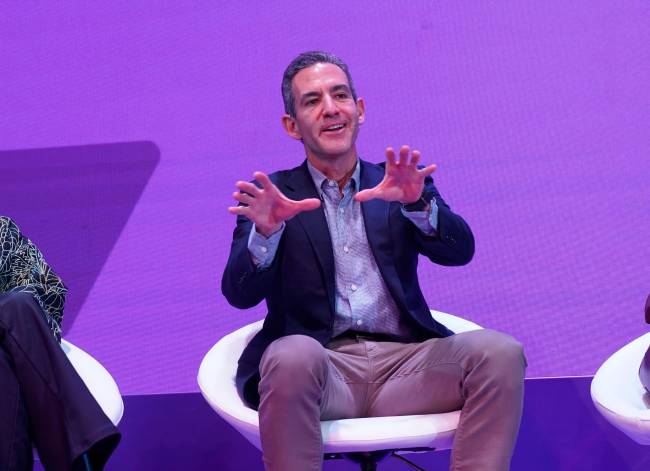 David Vélez vuelve a ser el hombre más rico de Colombia, mientras ...