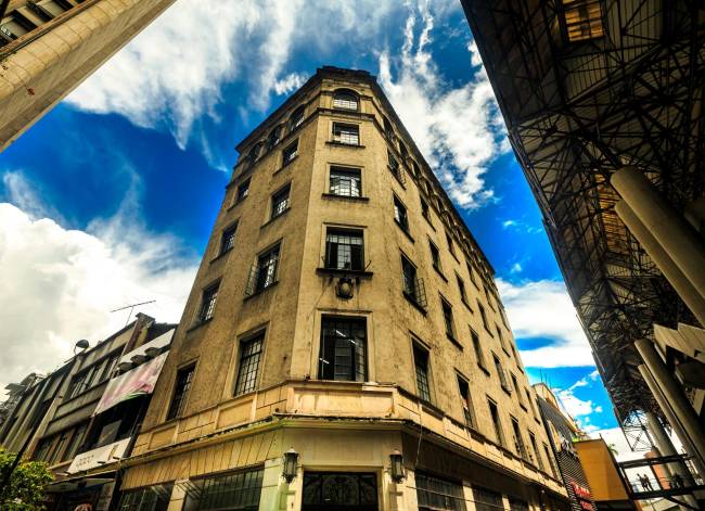 Edificios que narran la historia de Medellín