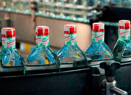 Se está vendiendo más guaro que nunca: FLA presenta balance positivo