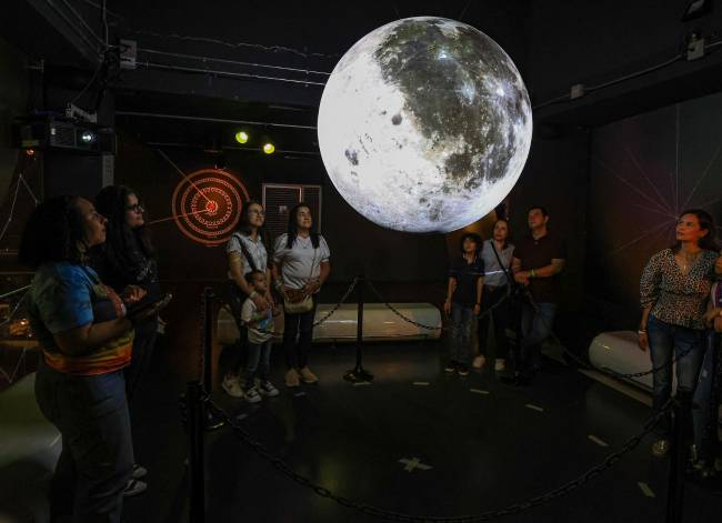 Science on a Sphere, la nueva experiencia para visitar en el Planetario de Medellín