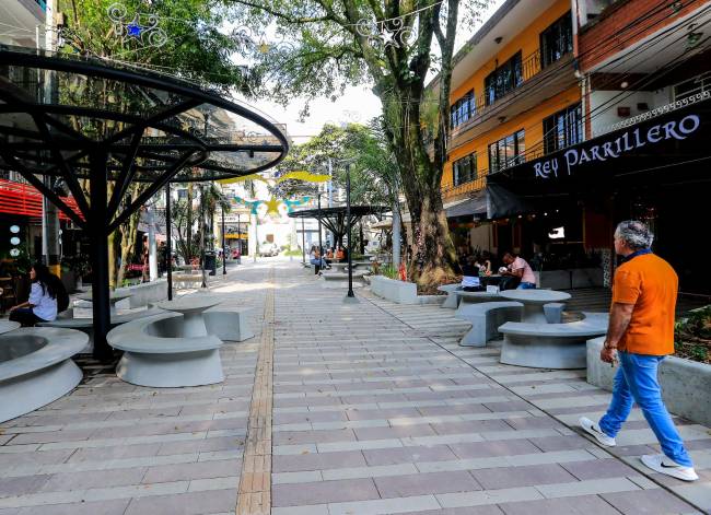 ¡A comer! Platos desde 59.900 pesos para dos personas en la Calle de la buena mesa, en Envigado