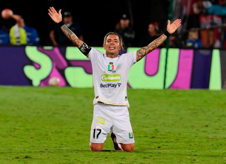 Video | ¿Salud? Así fue el curioso festejo de Dayro Moreno con “El ...