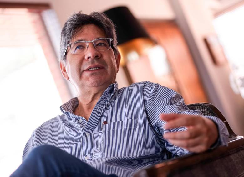 La Corte salió bien librada del “regalo envenenado” del Acuerdo de Paz: magistrado Alejandro Linares