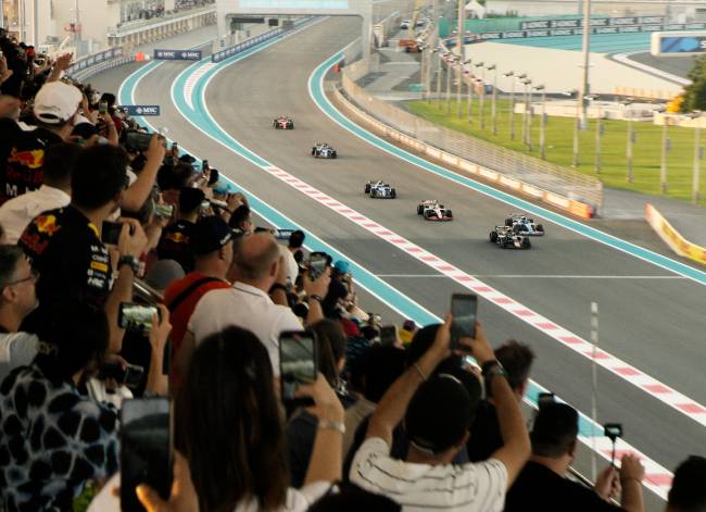 Cámaras en los carros y cascos y más detalles de la impresionante ...