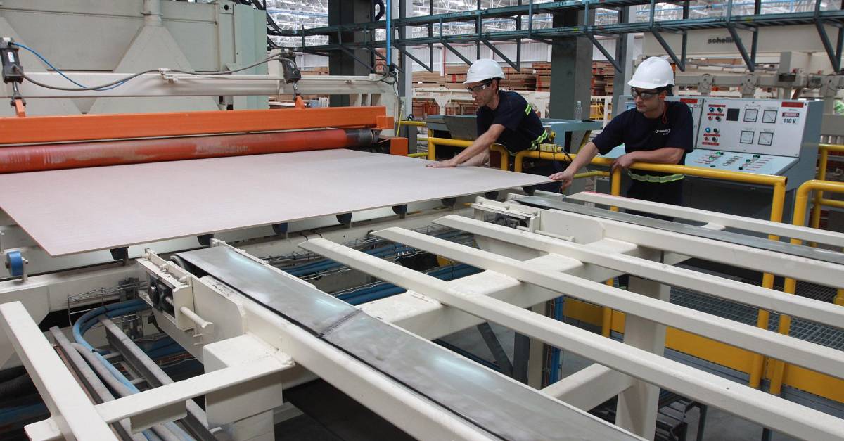 Ganancias de Tablemac rebajan por los impuestos