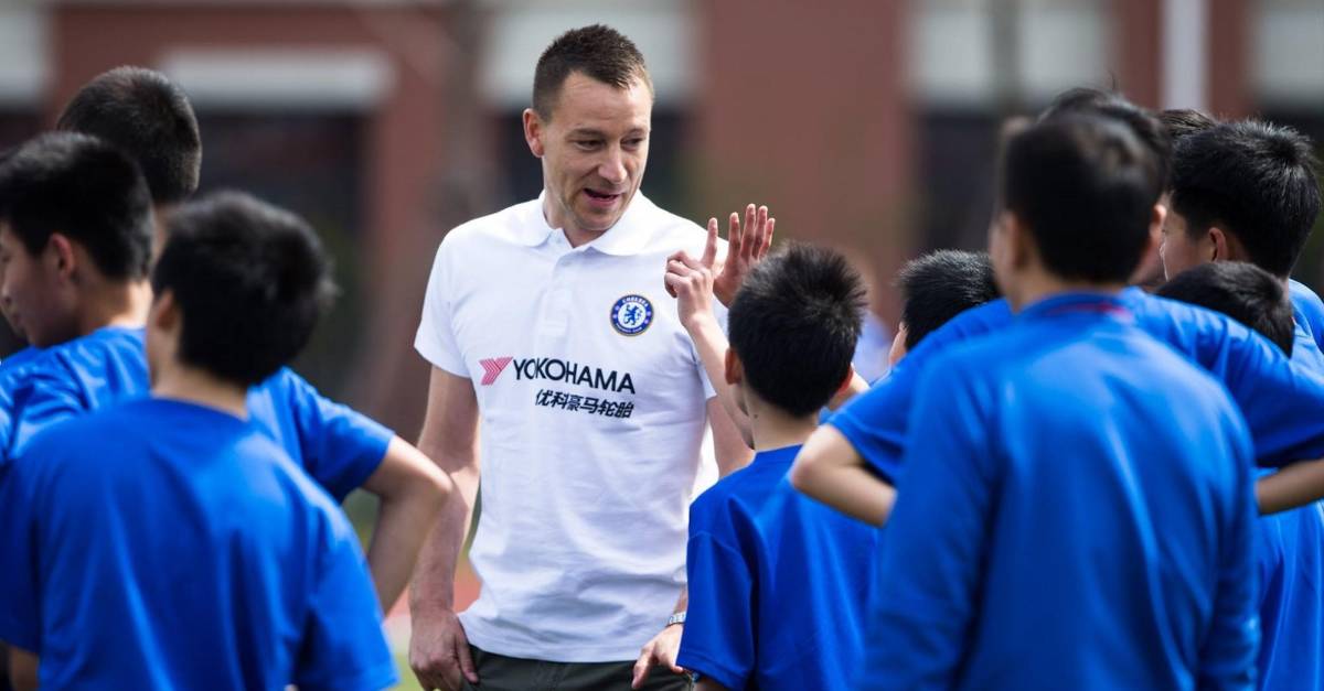Capitán del Chelsea pagó el funeral de un niño hincha