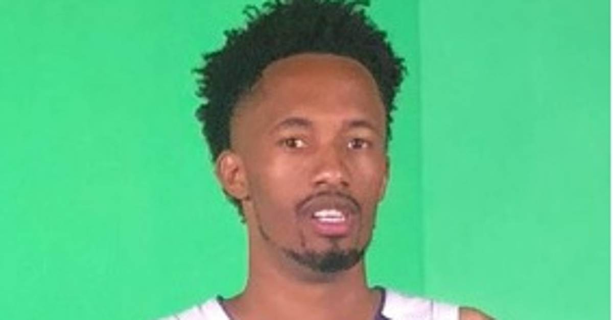 Brian Angola inició pretemporada en el básquet NBA