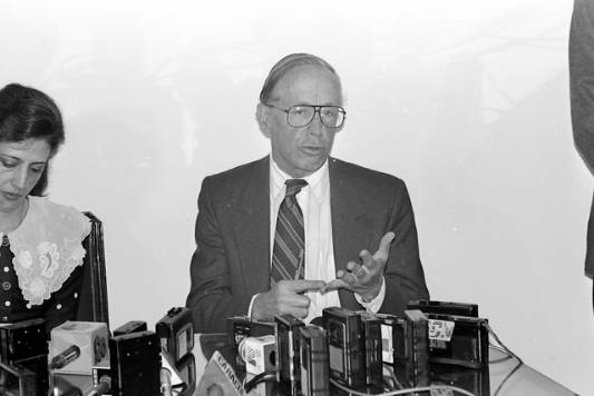 Fallecio Gustavo de Greiff, el primer fiscal