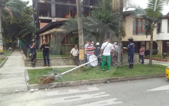 9 Heridos Dejó Accidente De Buseta Escolar En Medellín