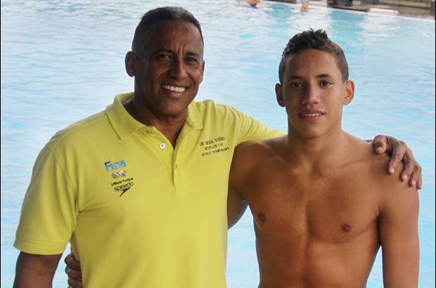 Alejandro Arias, un grande de los clavados