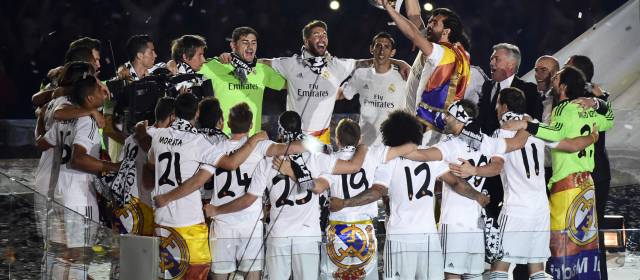 Real Madrid fue sancionado por exhibición de bandera nazi