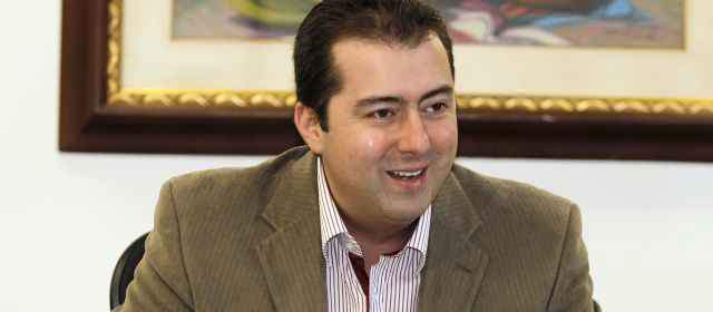 Acusaciones son una cortina de humo ante cosas más delicadas: Diego Gallo