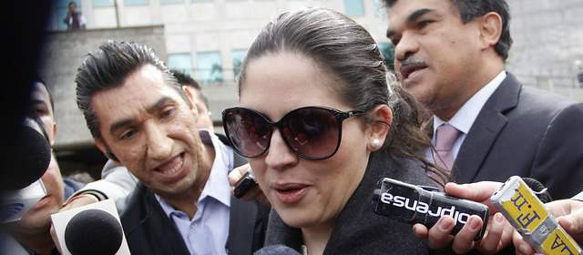 Lina Luna llegó a la Fiscalía para entrevista sobre caso hacker