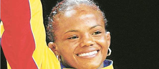 Jackeline se juega la última carta