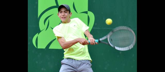 Tomás Roldán sacó la cara por el tenis de los antioqueños