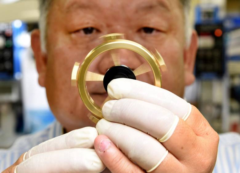 Spinner de lujo en Japón, rueda doce minutos seguidos