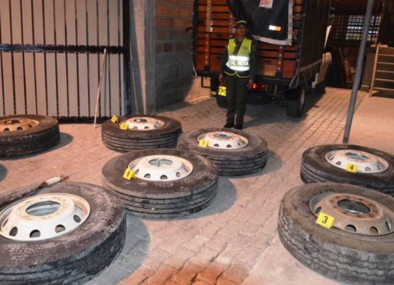 Incautan 224 Kilos De Cocaína Camuflados En Llantas En Guarne