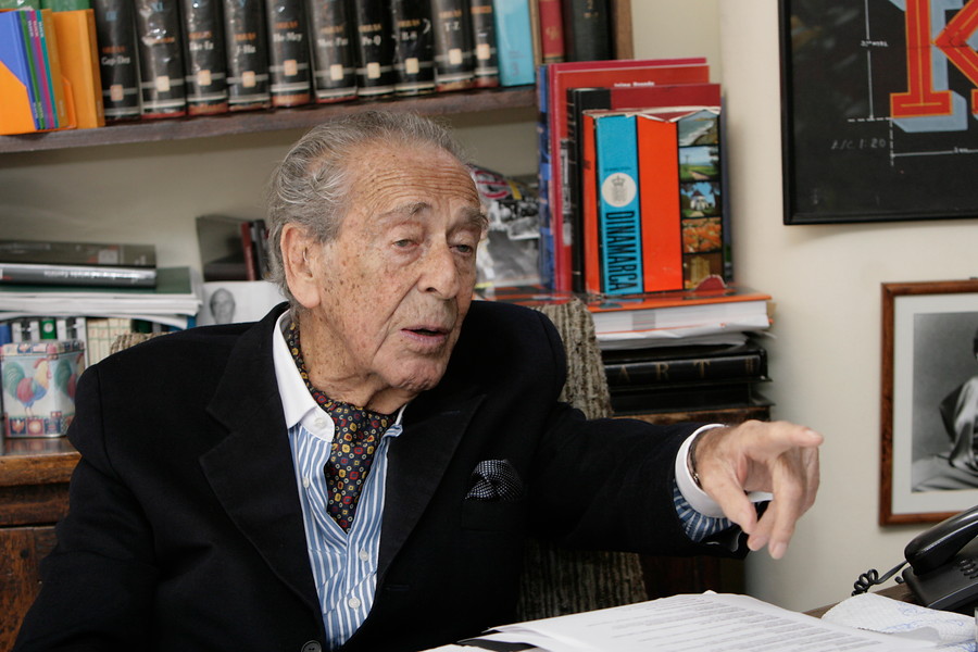 Murió Álvaro Castaño Castillo, precursor de la radio en Colombia